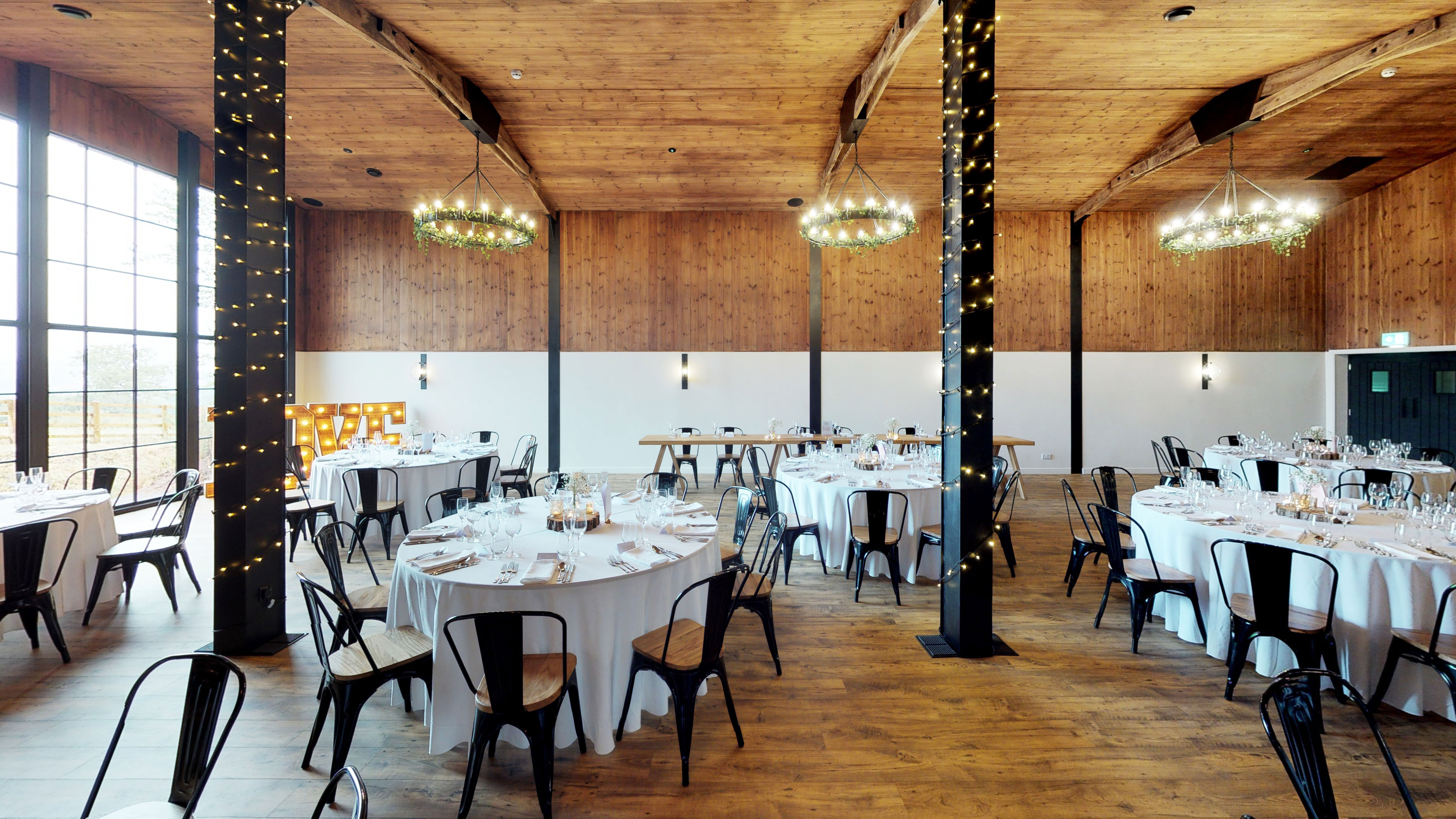 360° Virtual Tour - Upton Barn