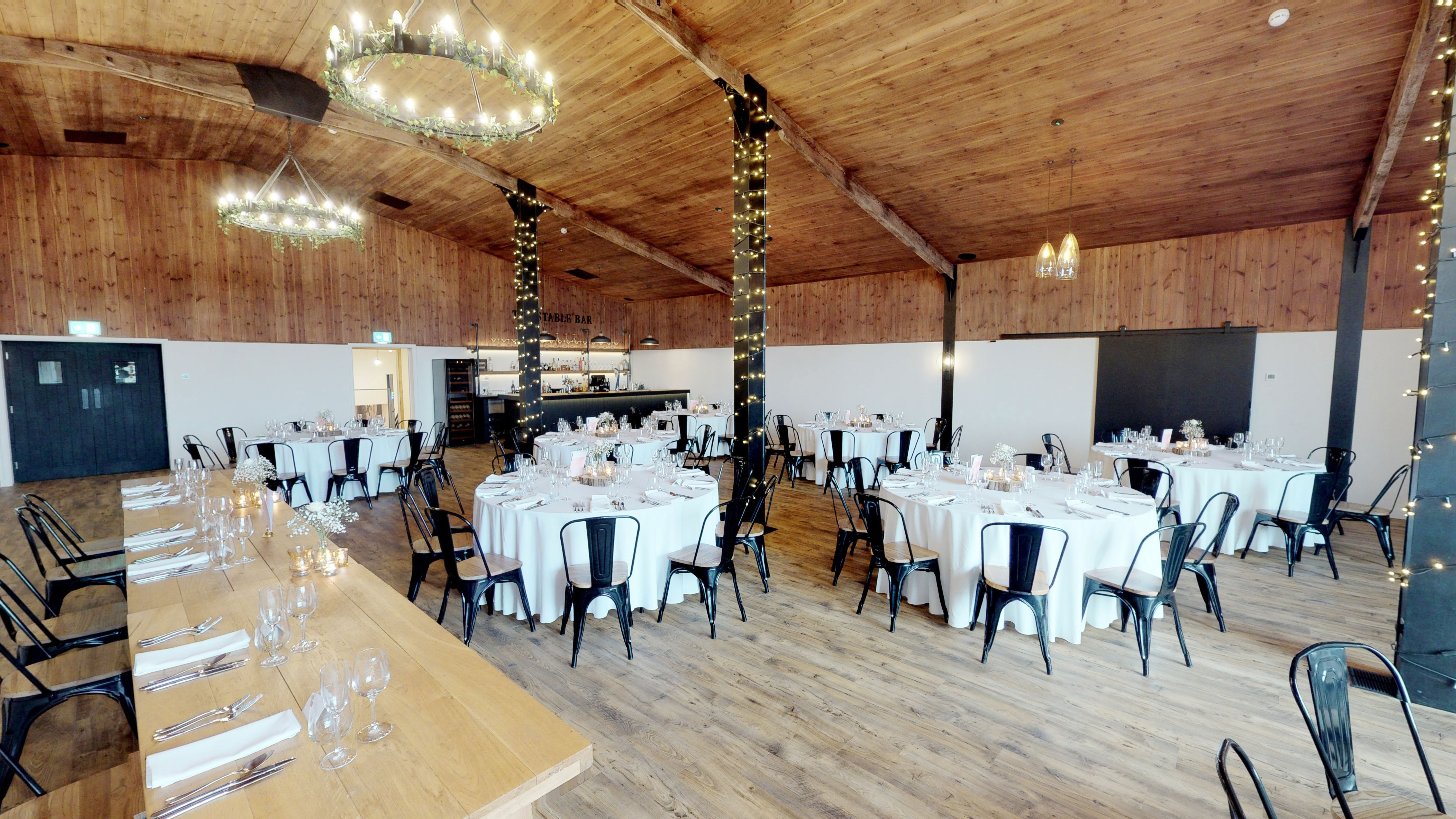 360° Virtual Tour - Upton Barn